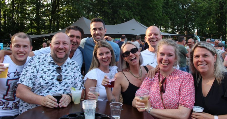 [Foto's] Supergezellige vrijdag van het Zomerfestival Wijchen 2023 ...